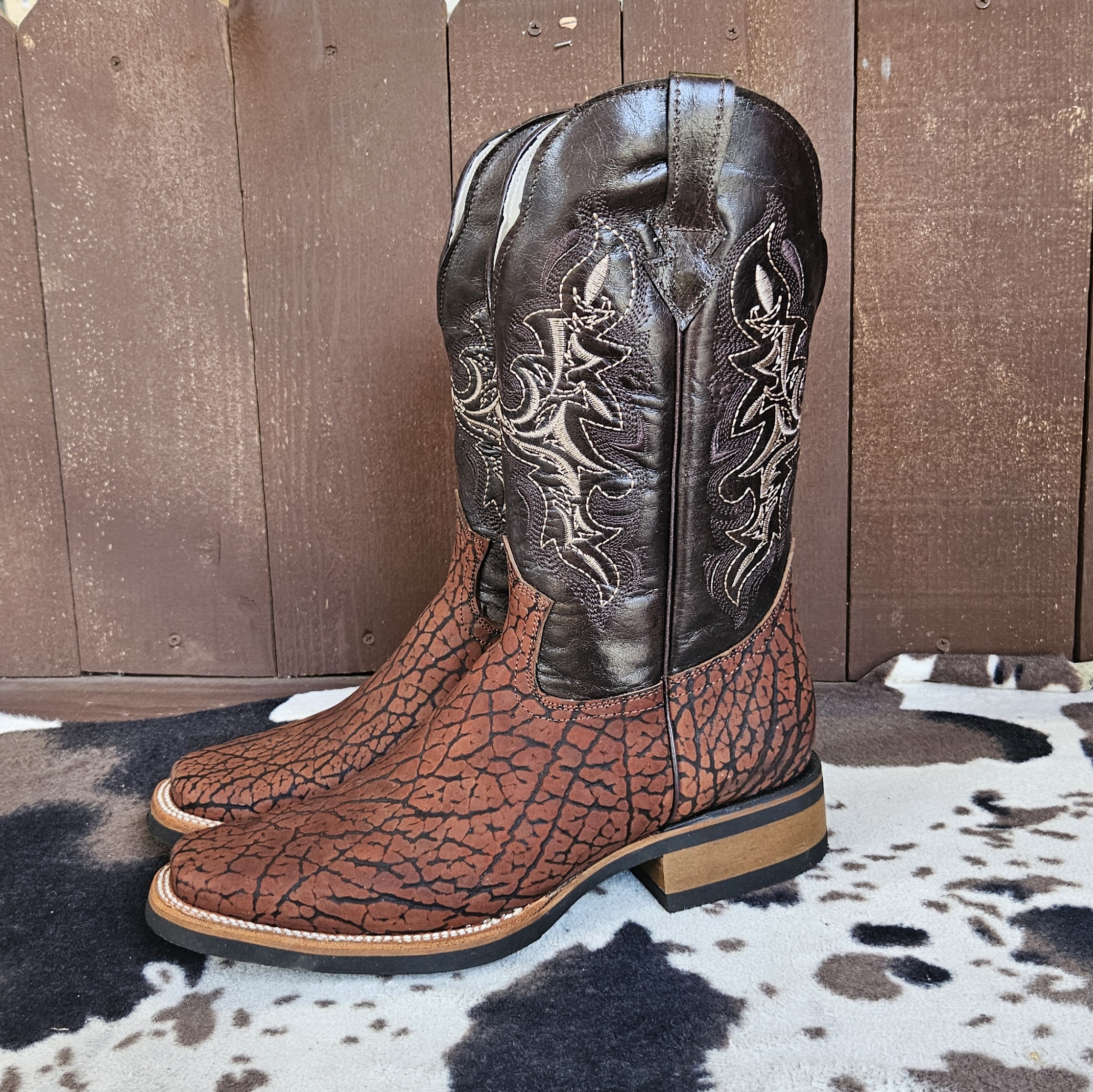 Rodeo Bullneck Leather Shedron – LYON BOOTS